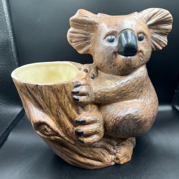 Accents | Vintage Koala Planter Beautiful Brown Glaze With A Black Nose ...